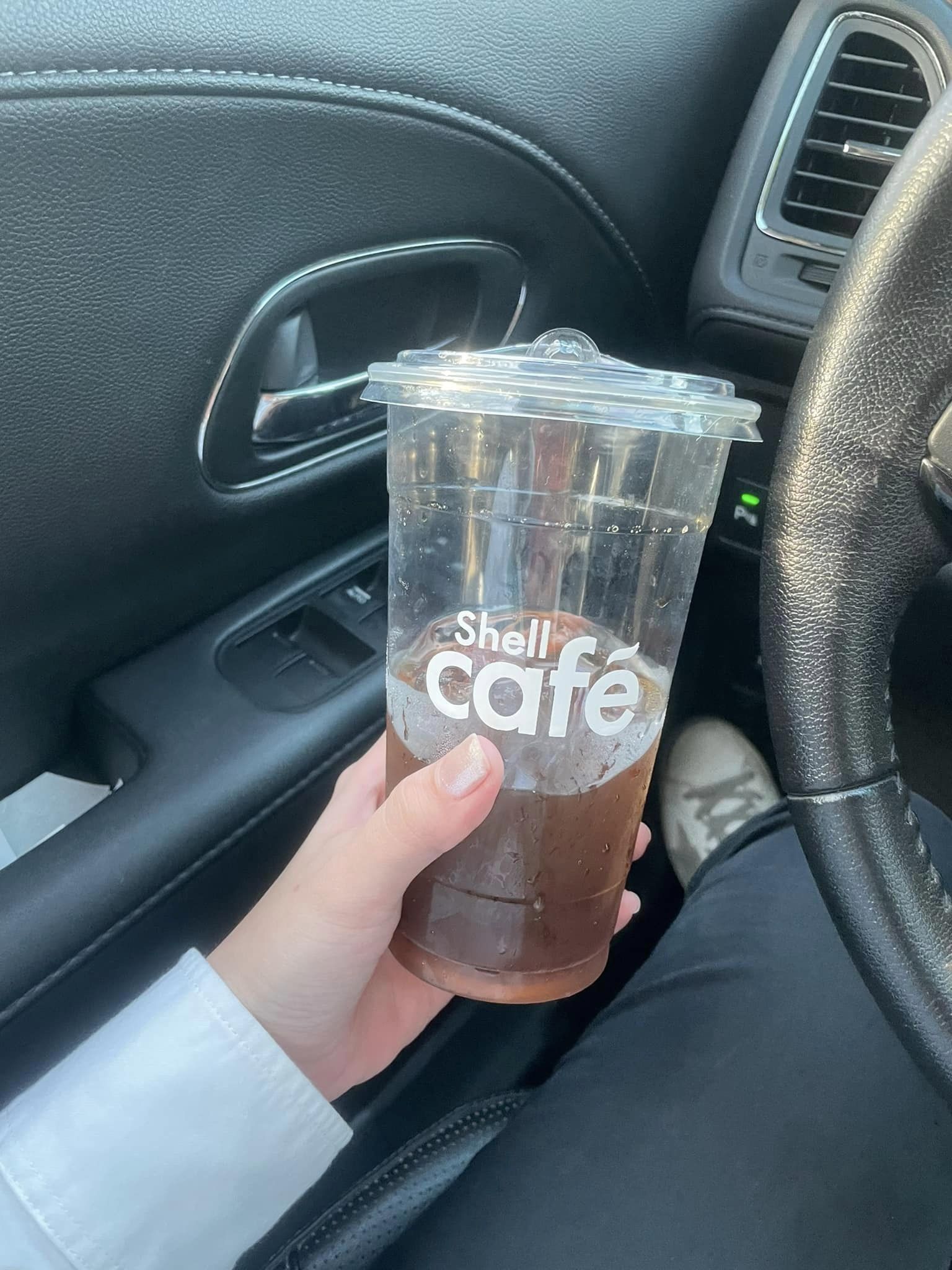 Shell Gas Station Opens Its First Cafe In Tagaytay